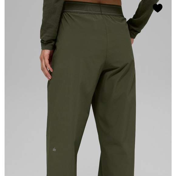 ALO Yoga | Pants & Jumpsuits | Nwt Alo Yoga Suite Up Trouser Regular ...
